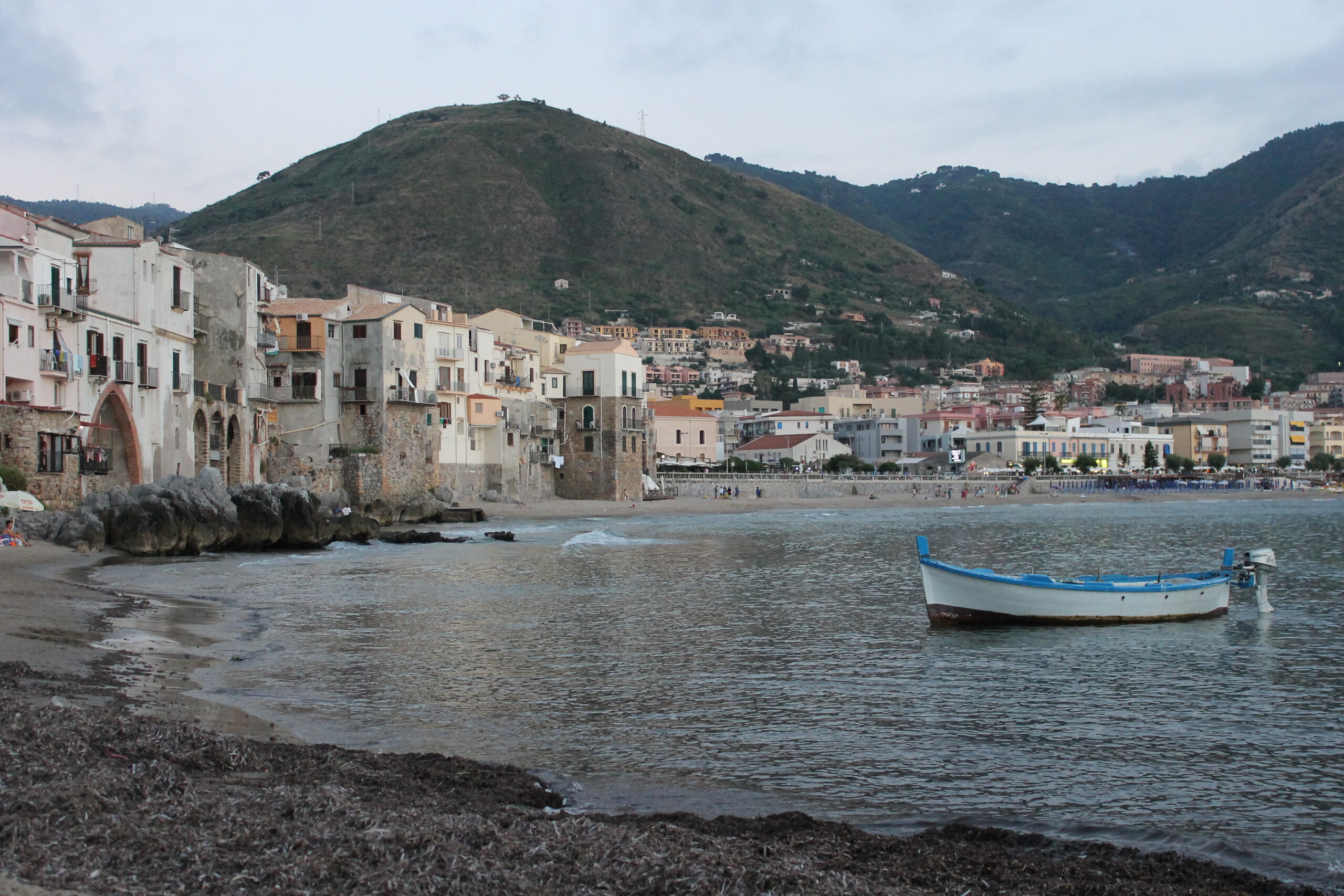 Surfing In Sicily - Roamingwild.travel